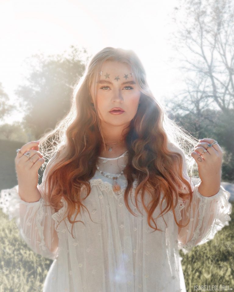 What is a soul really? - Isabelle Gloria | Spiritual Mentor & Teacher